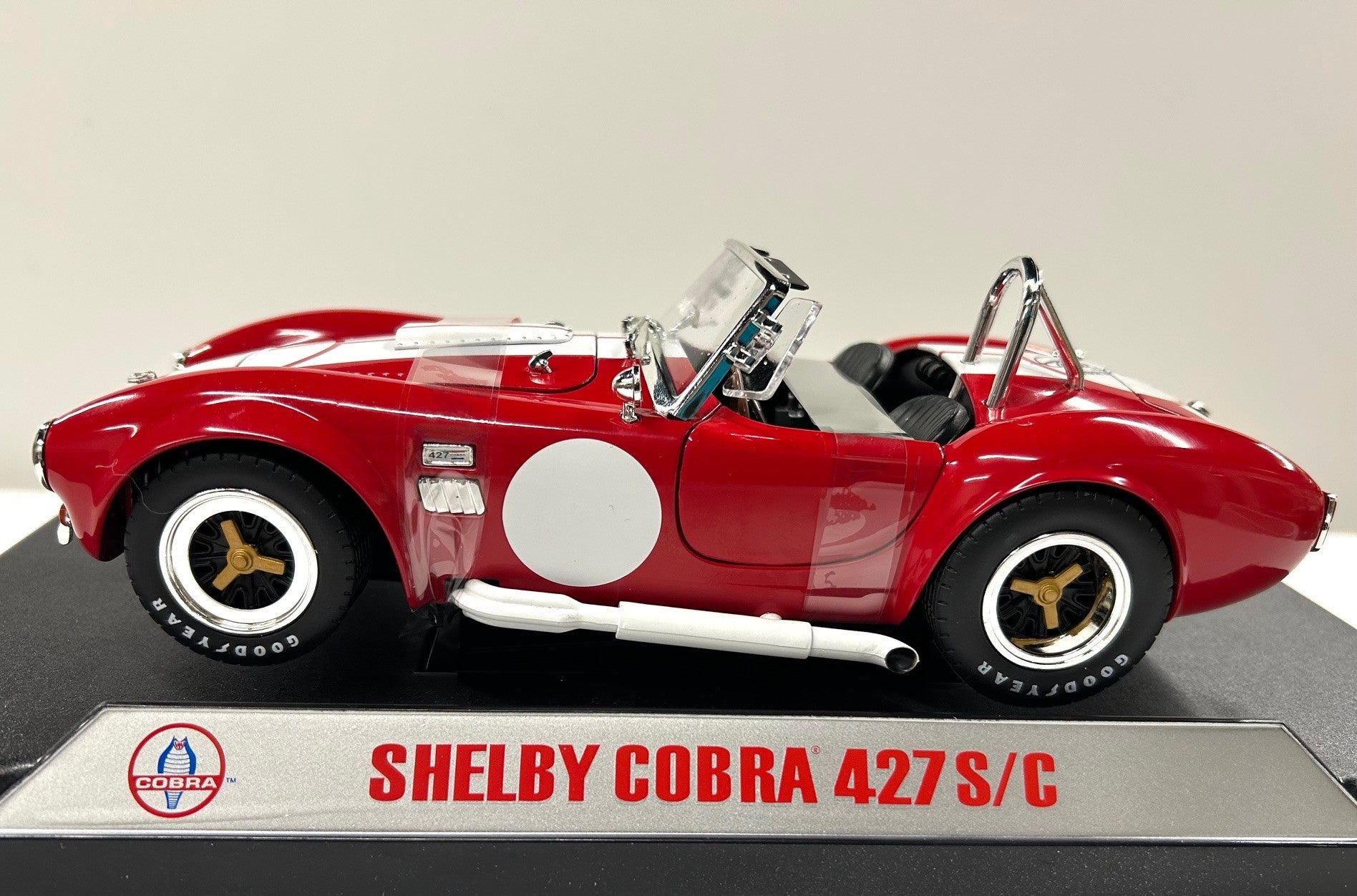 1965 427 S/C Red Cobra White Stripe, Signature image 1:18 Diecast ...